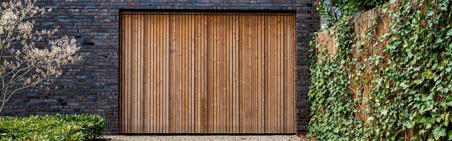 Wood Garage Doors Wheaton, Illinois | Wooden Garage Door Installation